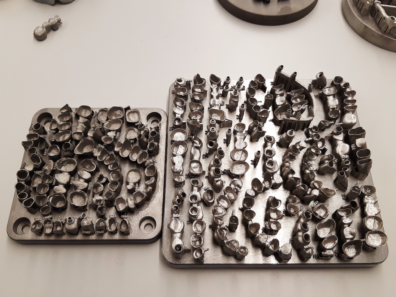 DMP Flex 100 - Najprecizniji 3D štampač metala na tržištu | SOLFINS